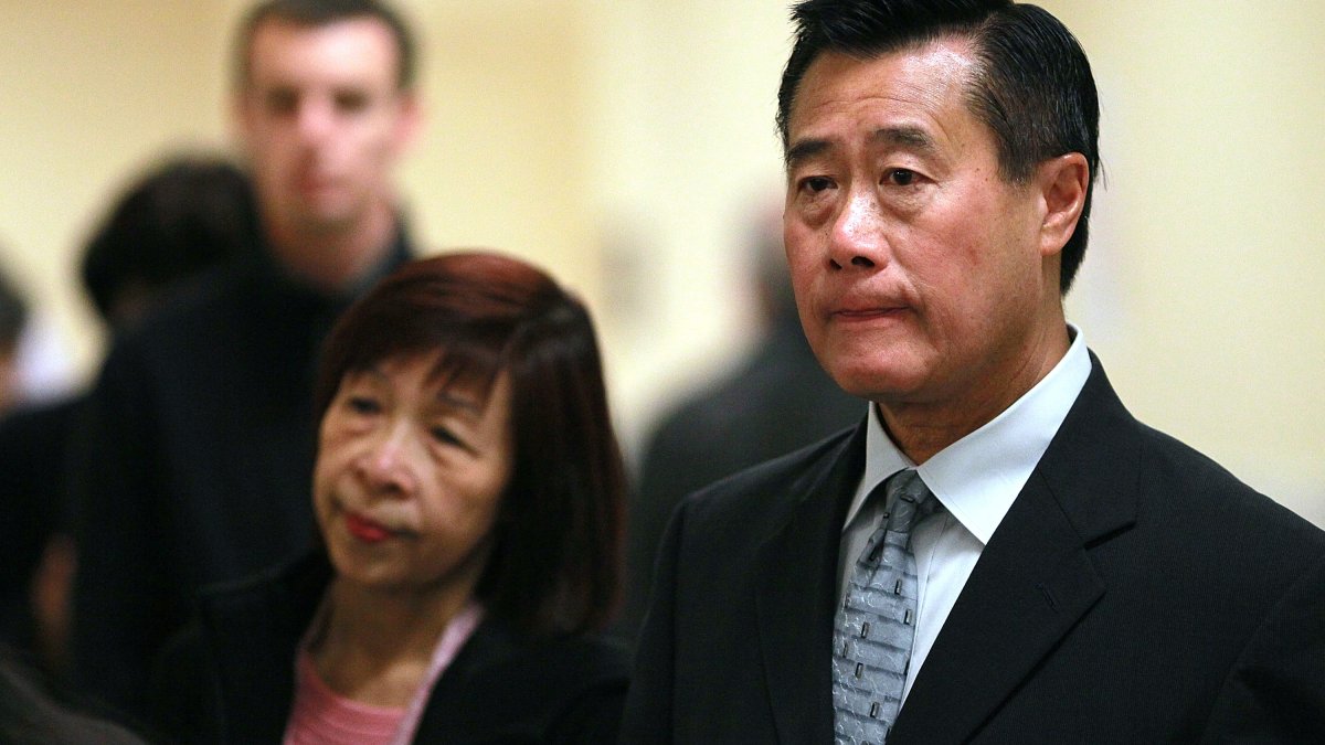 Judge Sentences Ex-California Senator Leland Yee to Five Years for ...