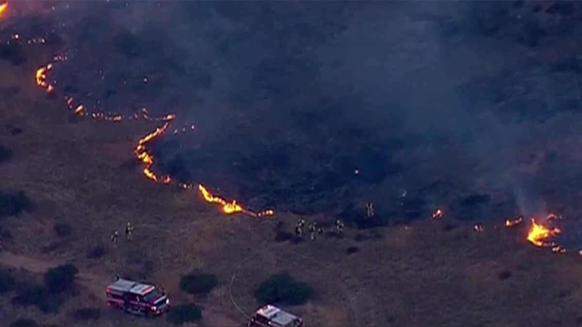 Crews Fully Contain Border Fire in Dulzura – NBC 7 San Diego