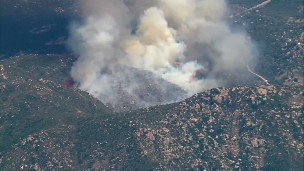 Skyline Fire at 100 Acres, 90% Contained; Forward Rate of Spread ...