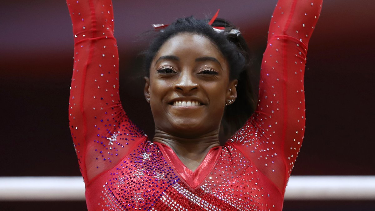 Simone Biles Stuns With Epic Version of Viral Handstand Challenge – NBC ...