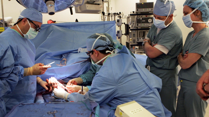 West Coast’s First Hand Transplant Recipient Opens Up – NBC 7 San Diego