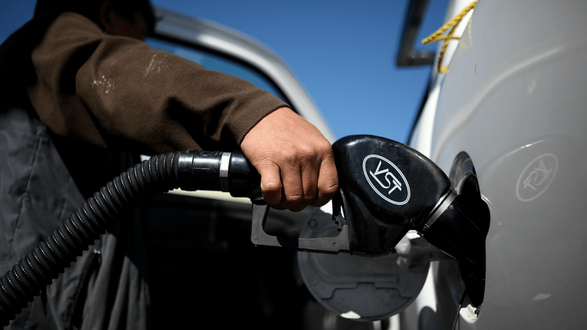 Average San Diego County gas price drops to lowest amount since March ...