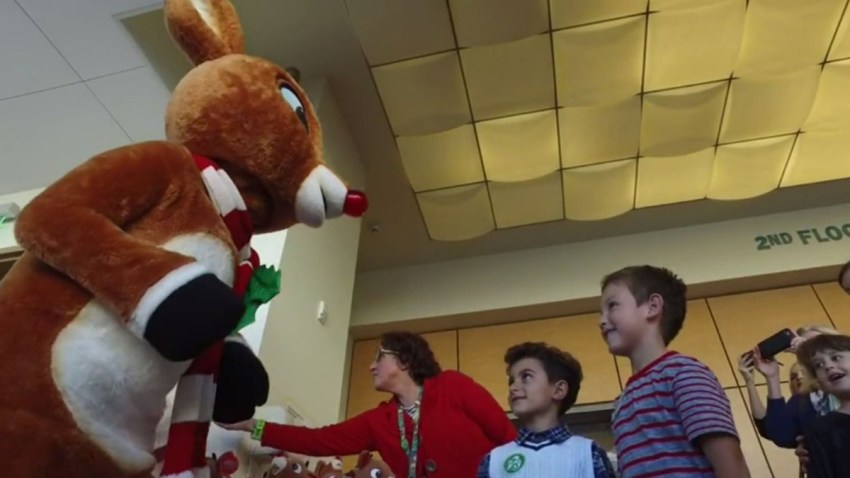 Rudolph, Penguins Visit Rady Children’s Hospital – NBC 7 San Diego