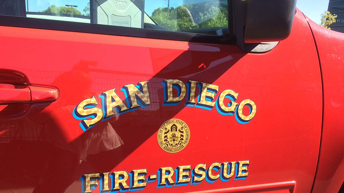 Small brush fire burns in Grantville neighborhood of San Diego – NBC 7 ...