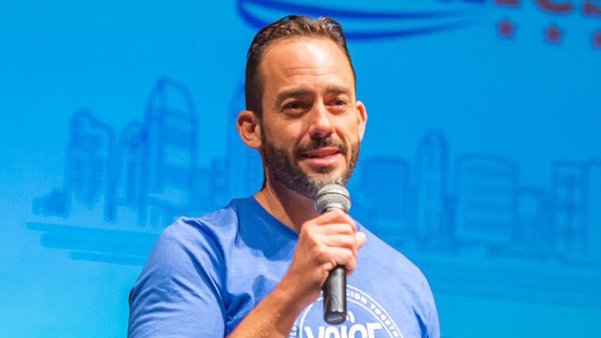 Scott Lewis Voice of San Diego Pearl Jam Tool Nine Inch Nails Foo ...