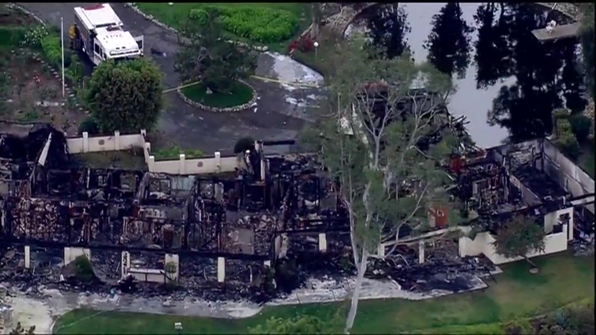 Fire Destroys Rancho Santa Fe Mansion – NBC 7 San Diego