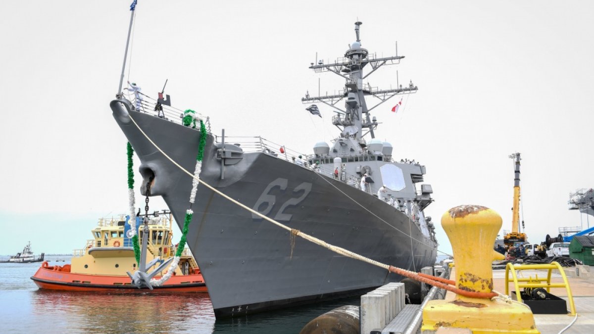 After Deadly Collision in 2017, USS Fitzgerald Returns to San Diego ...