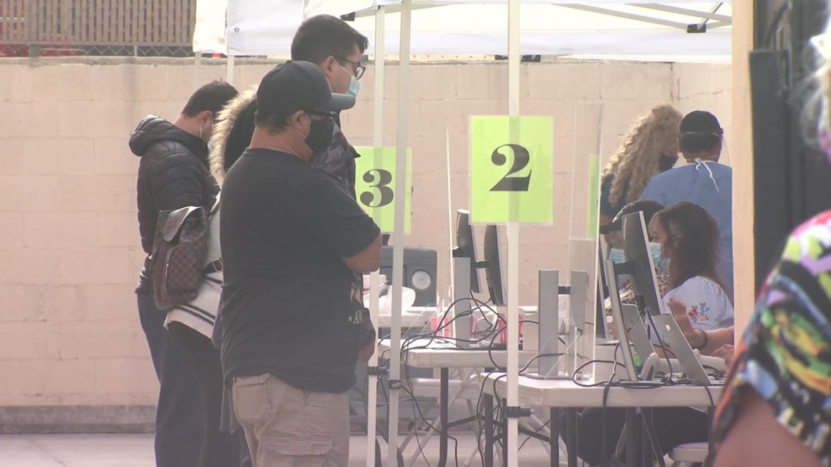 ‘Pretty Fast’: Free COVID-19 Testing Site Now Open at Mexican Consulate ...