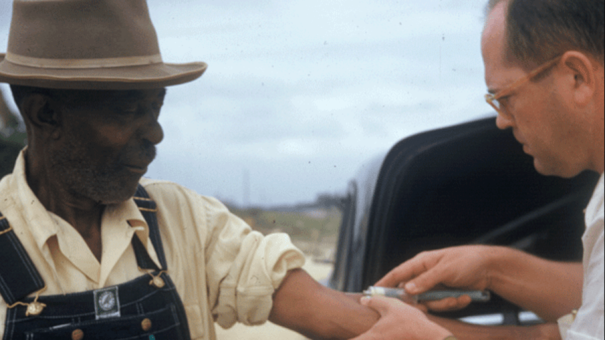 Tuskegee: Relatives of Men Once Subjected to Infamous Experiment ...