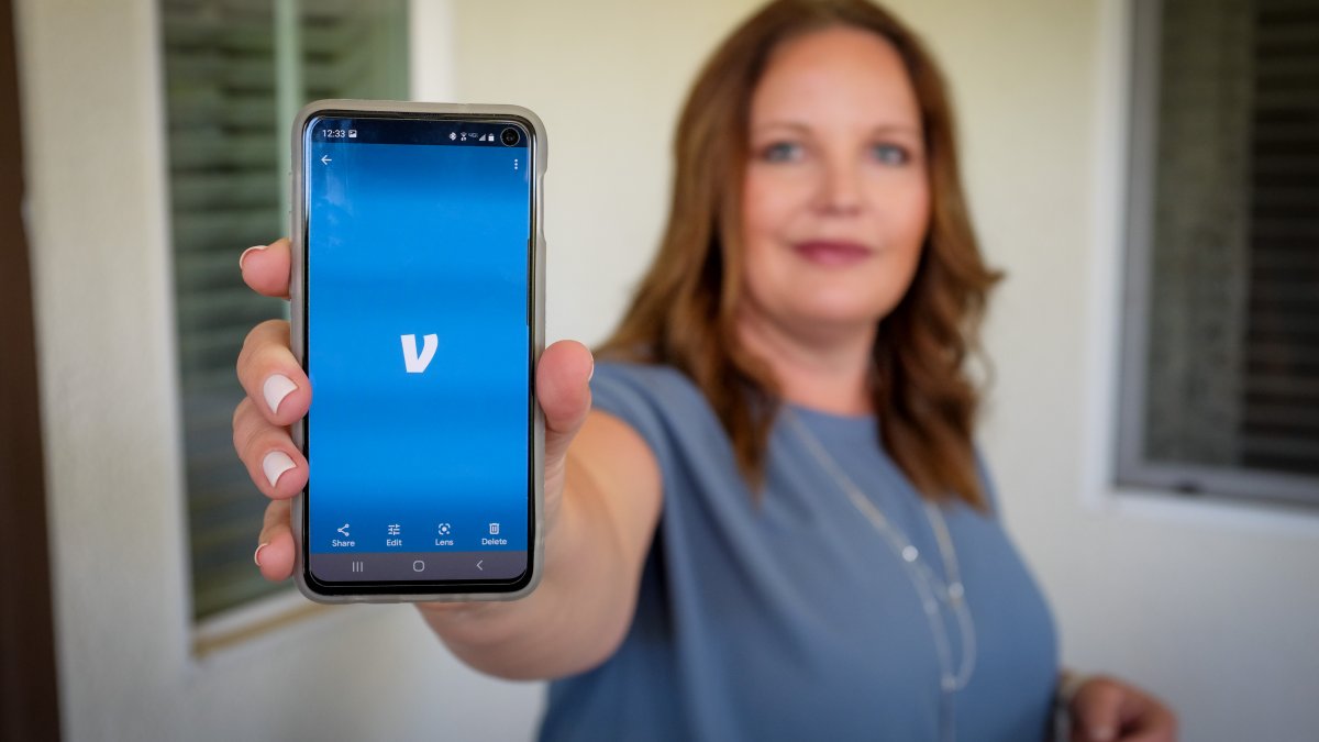 Possible Scammers Using Names and Pictures of Friends on Venmo to ...