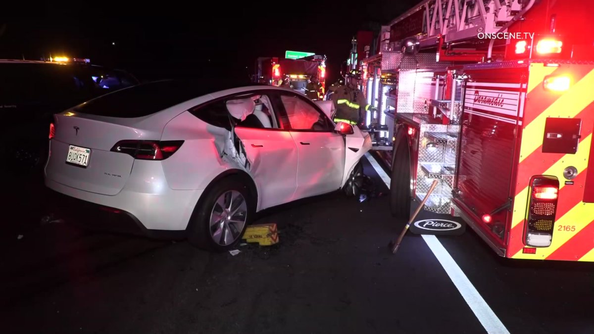 Tesla Crashes Into Chp Car On Sr 56 Nbc 7 San Diego