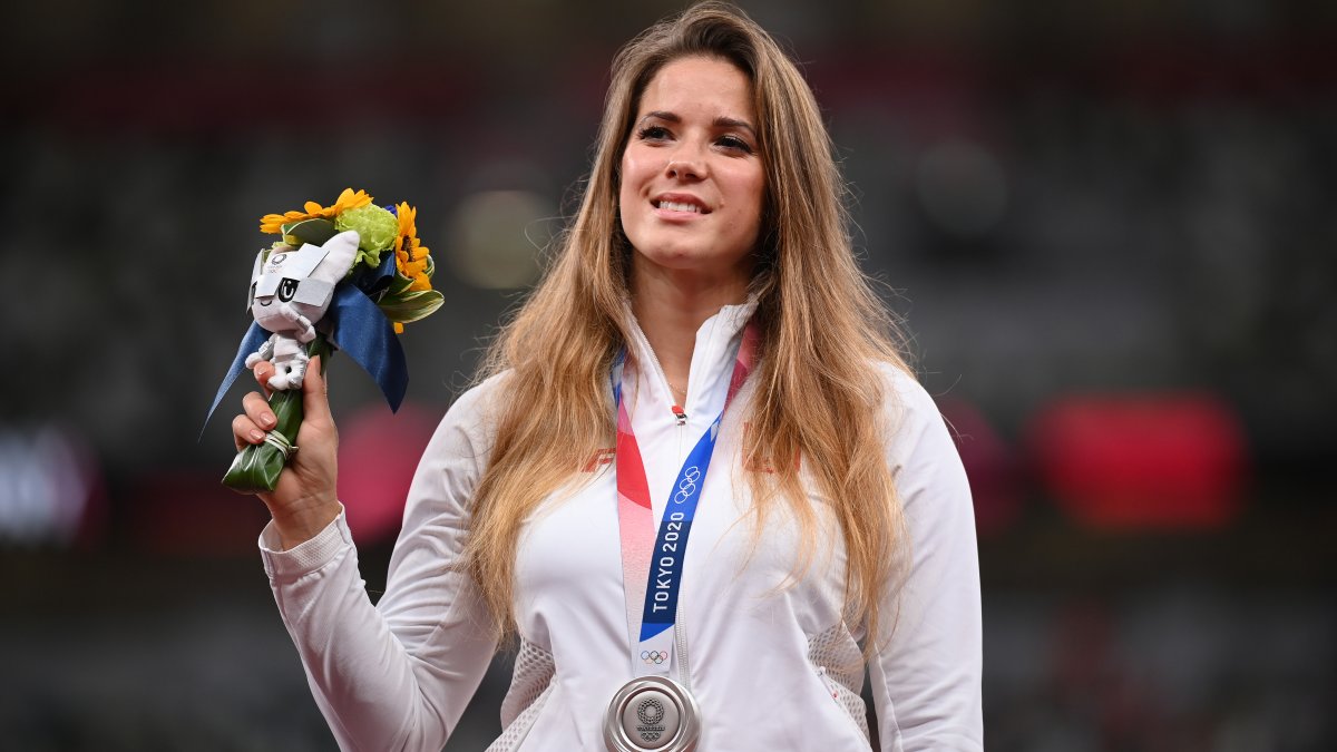 Poland’s Maria Andrejczyk Auctions Off Olympic Medal to Help Infant ...