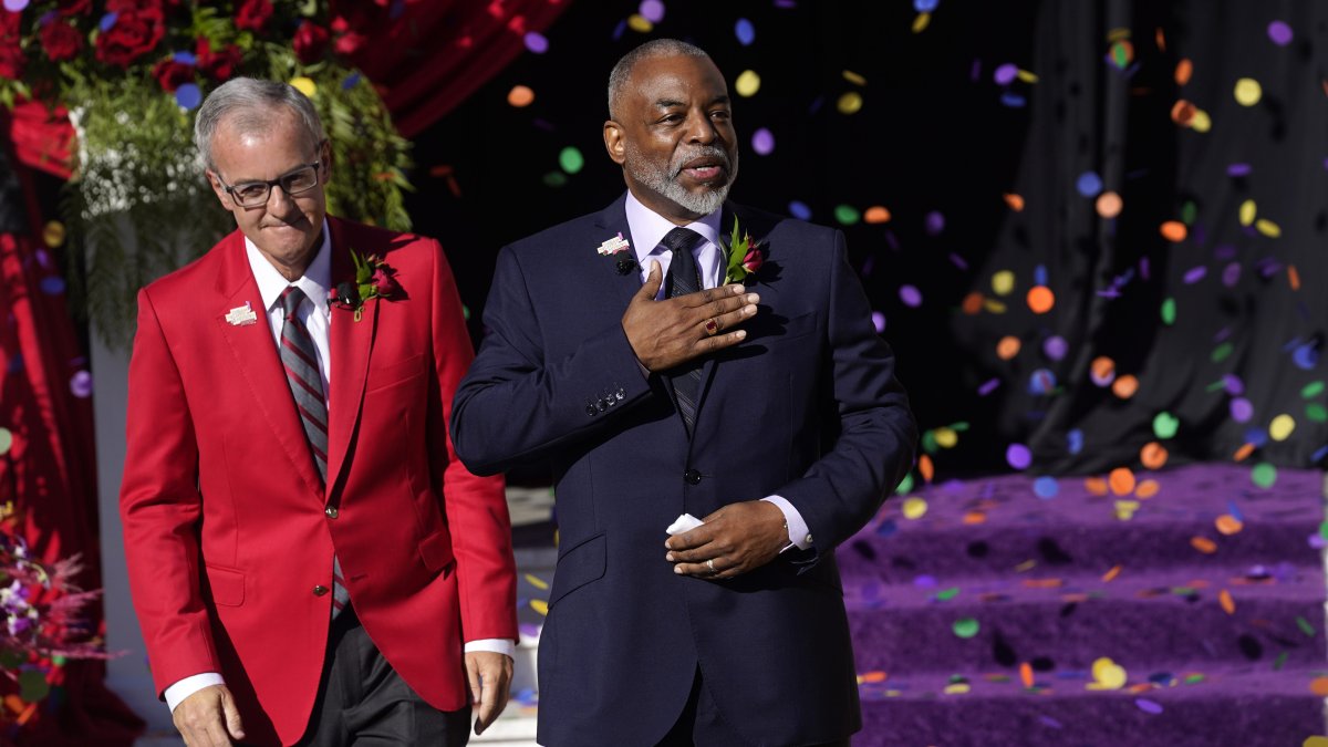 LeVar Burton Is 2022 Rose Parade Grand Marshal – NBC 7 San Diego