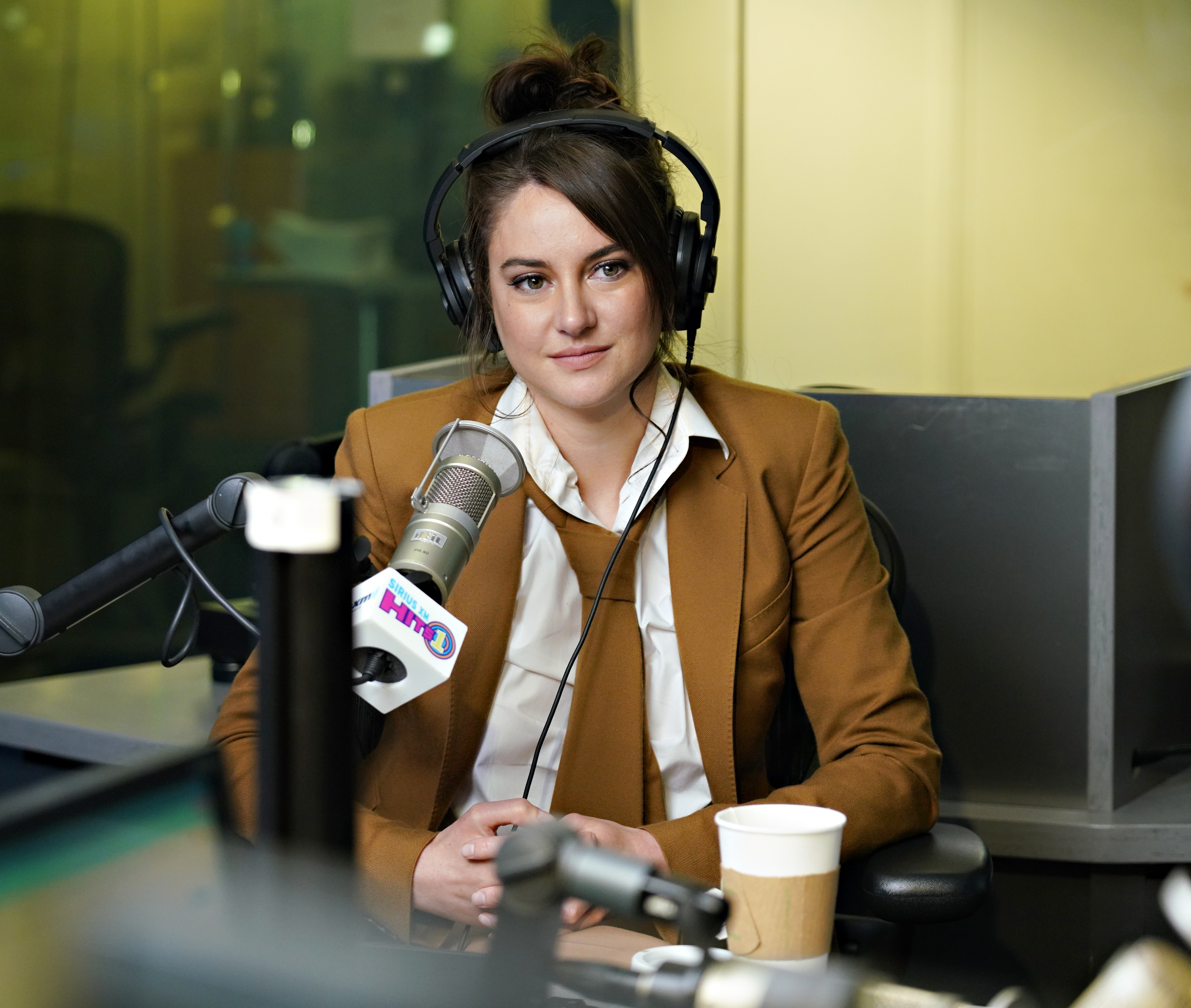 Shailene Woodley Says Media is ‘Grasping at Straws’ Amid Fiancé Aaron ...