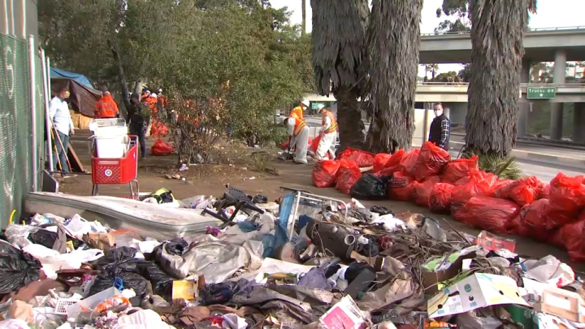San Diego mayor, Caltrans agree to let city clean up homeless camps on ...