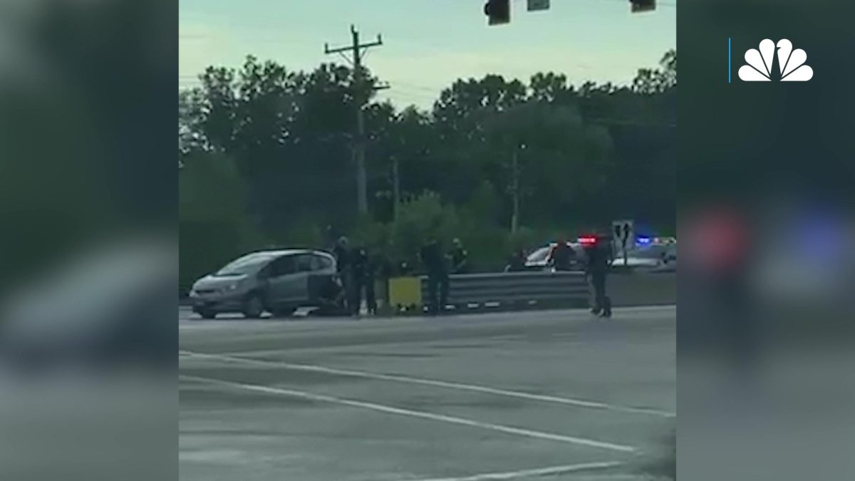 Suspect Charged With 7 Counts of Murder in Illinois Parade Mass ...