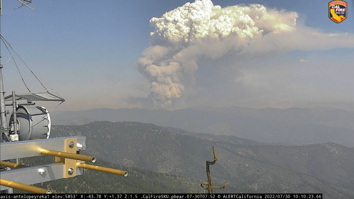 McKinney Fire Explodes in Size Amid Hot, Windy Conditions Near ...