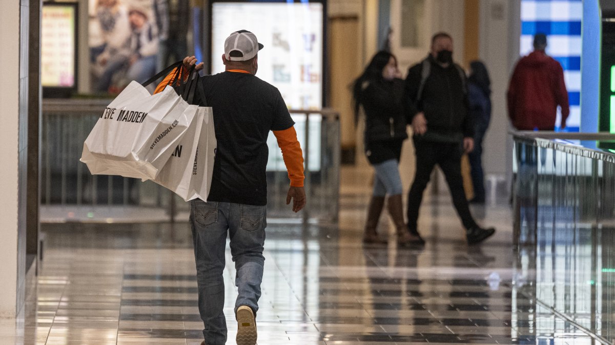 Retailers May Adopt Stricter Return Policies – NBC 7 San Diego Retailers May Adopt Stricter Return Policies – NBC 7 San Diego