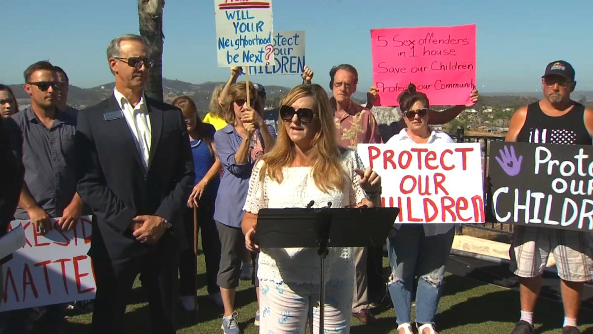 Lakeside Parents, School Leaders Fight to Keep Sex Offenders From Areas ...