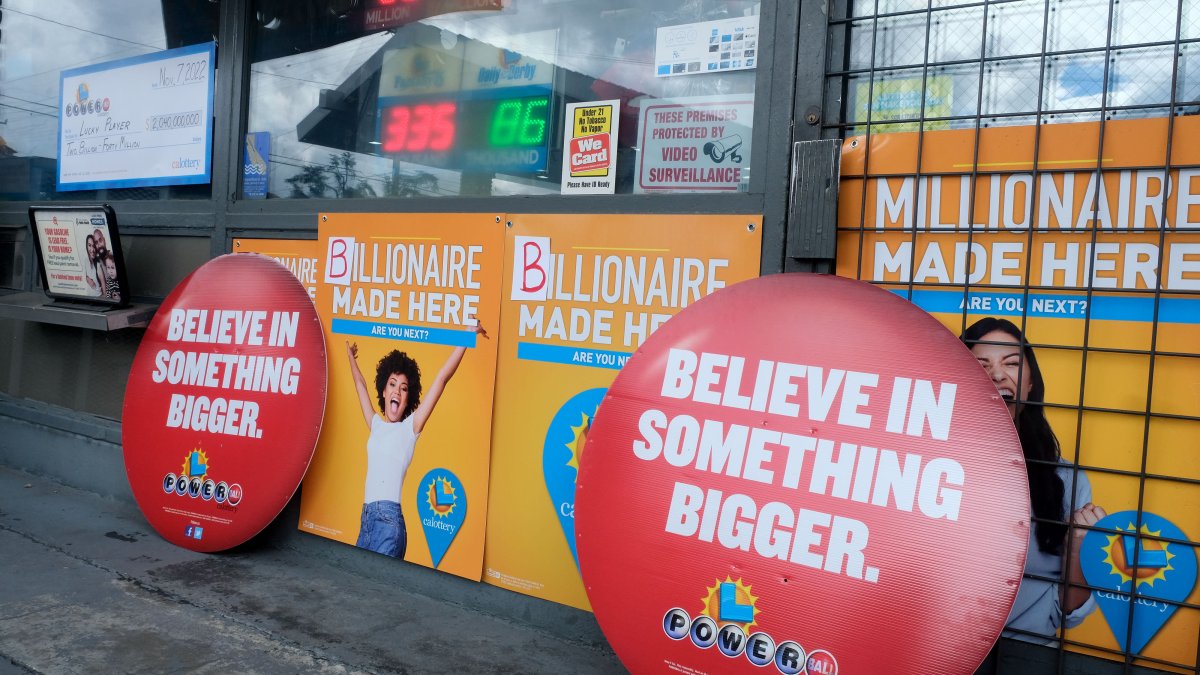 $1.08 billion Powerball jackpot is one of the largest in history—here ...