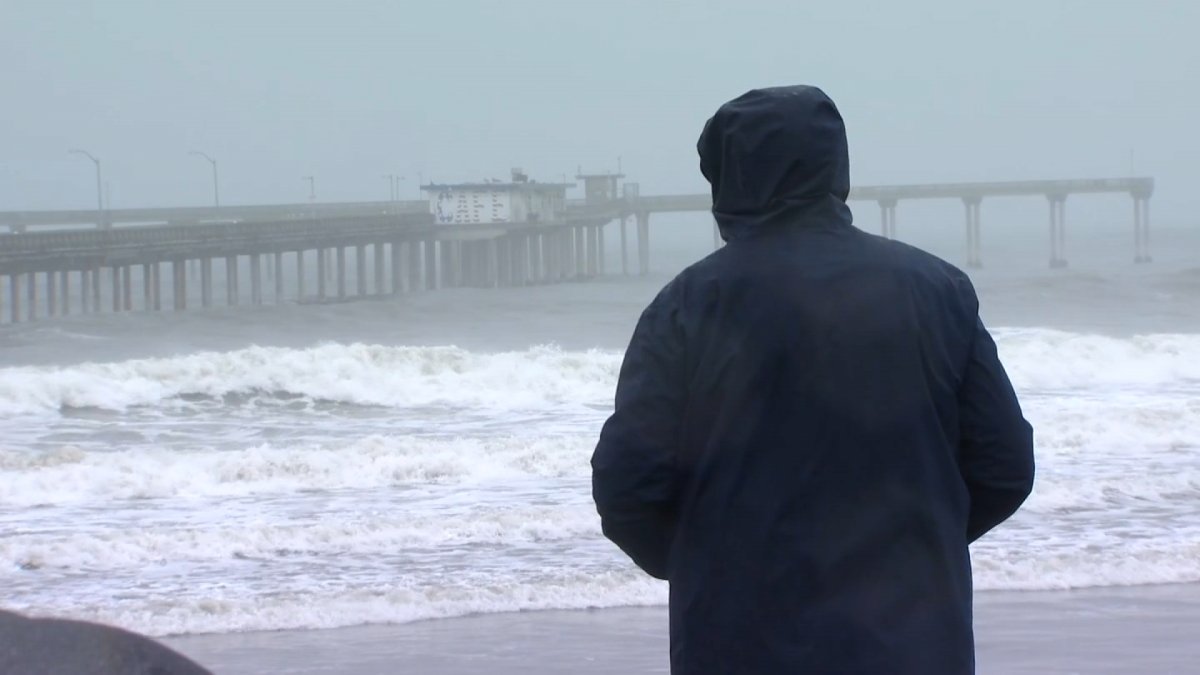 16-Foot Waves? Big Thursday Barreling Down on San Diego – NBC 7 San Diego
