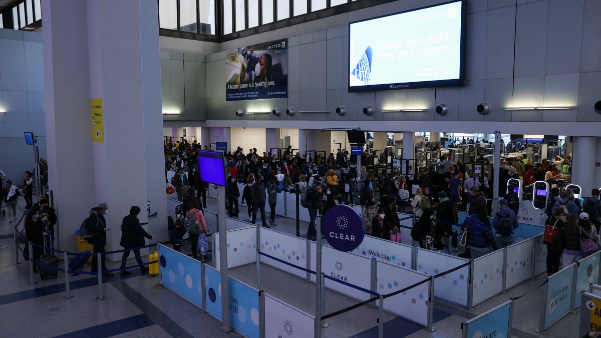 New Jersey Man Tried to Board Flight With AR-15, Officials Say – NBC 7 ...