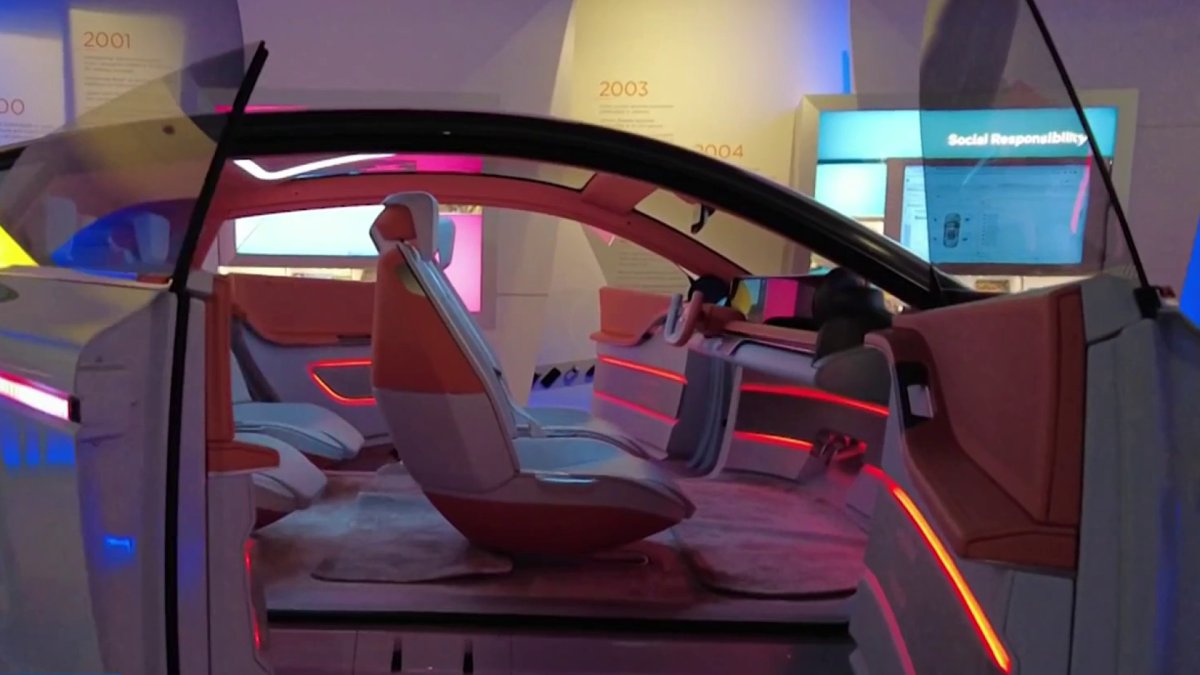 Qualcomm Shares Sneak Peek of Its Snapdragon Digital Chassis Concept ...