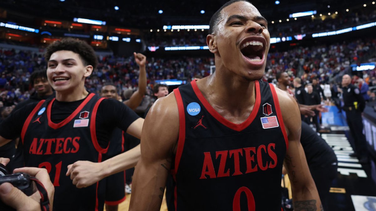 Believe It: San Diego State Beats Alabama for First Trip to Elite 8 in ... Believe It: San Diego State Beats Alabama for First Trip to Elite 8 in ...