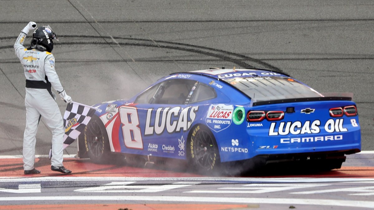 NASCAR Power Rankings: Kyle Busch Makes Early Statement at Fontana ...