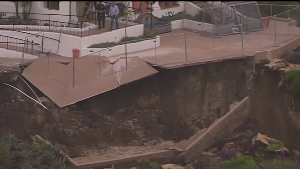 Landslide Near San Clemente Shuts Down Train Service – NBC 7 San Diego