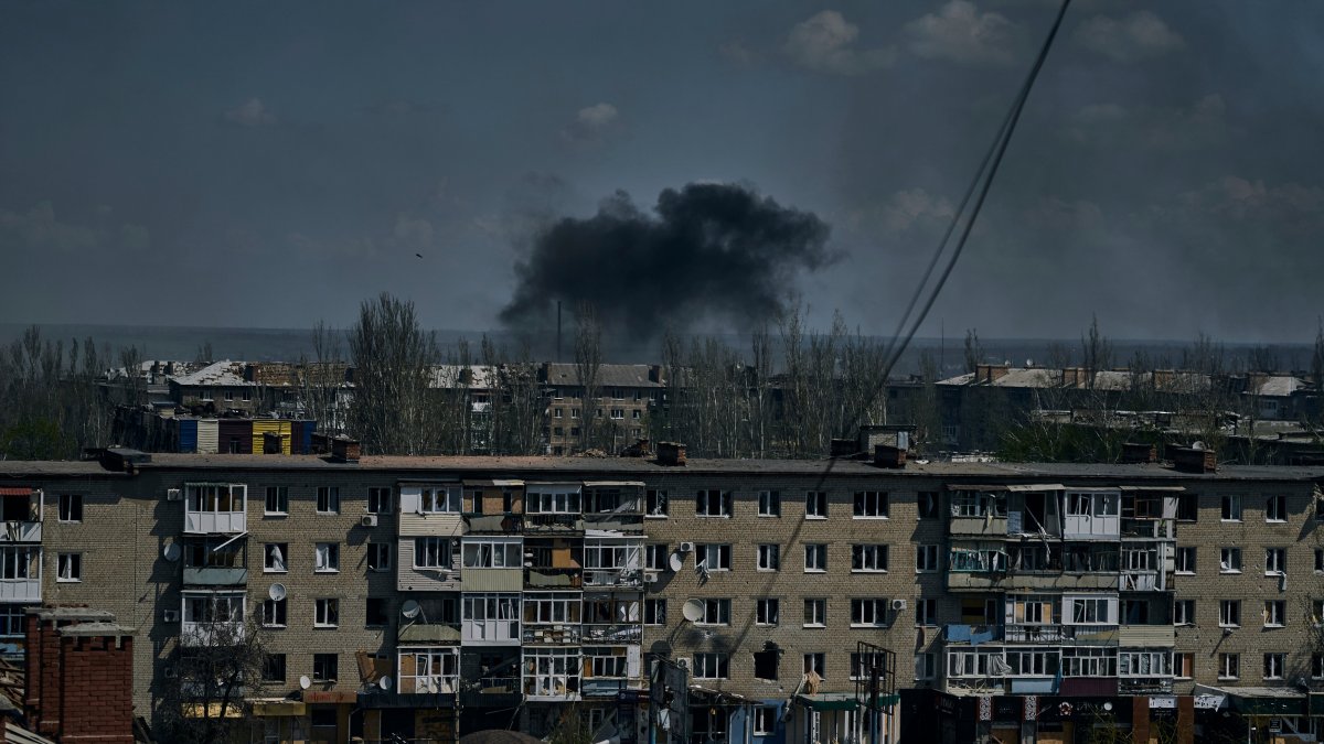 Russian Forces Capture Ukrainian City of Bakhmut, Zelenskyy Confirms ...