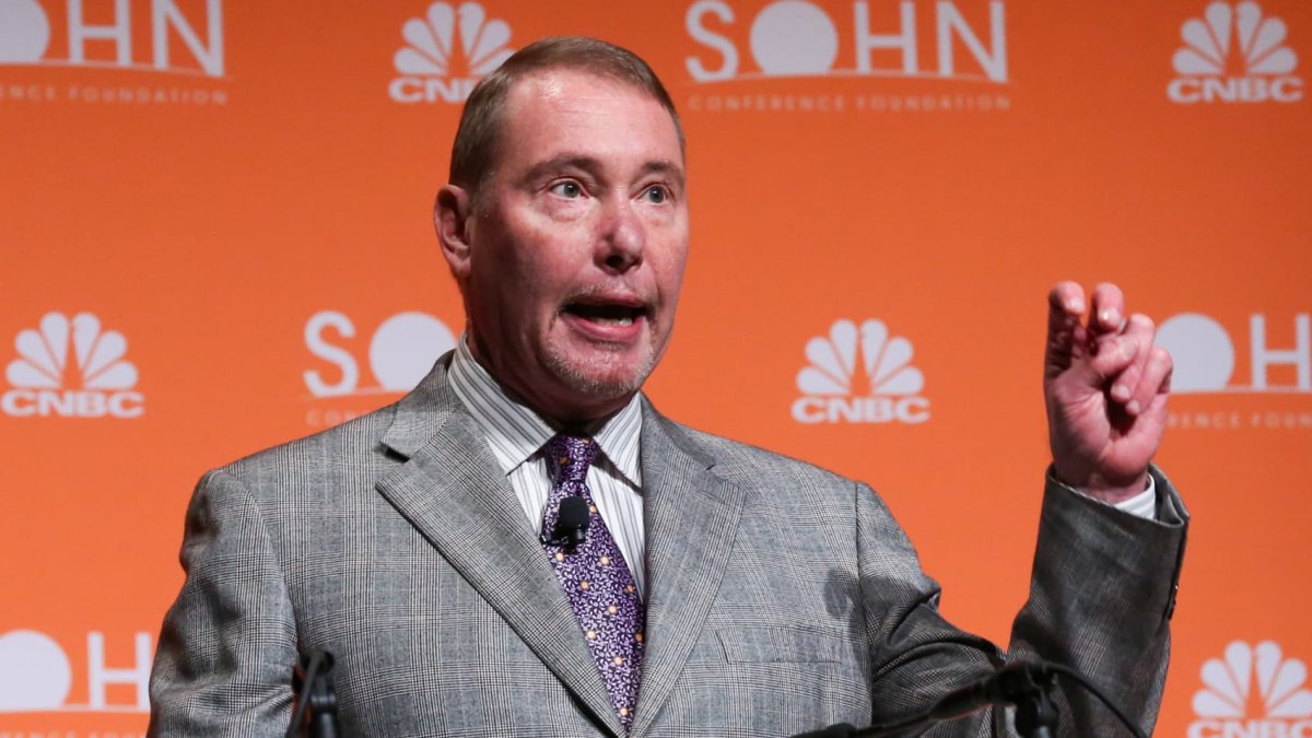 DoubleLine’s Gundlach says his base case is one rate cut this year, two ...