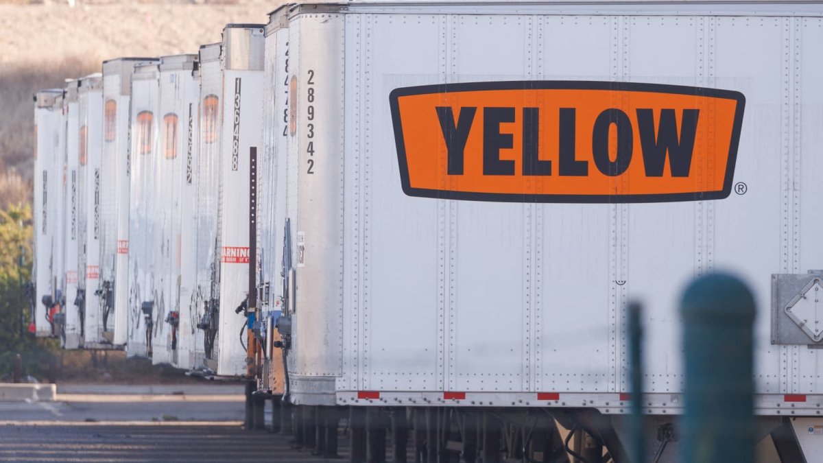 What the billion-dollar battle over bankrupt freight company Yellow ...