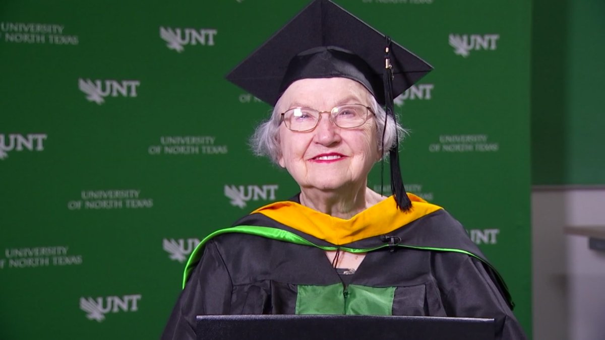90-year-old woman graduates from UNT with master’s degree – NBC 7 San Diego