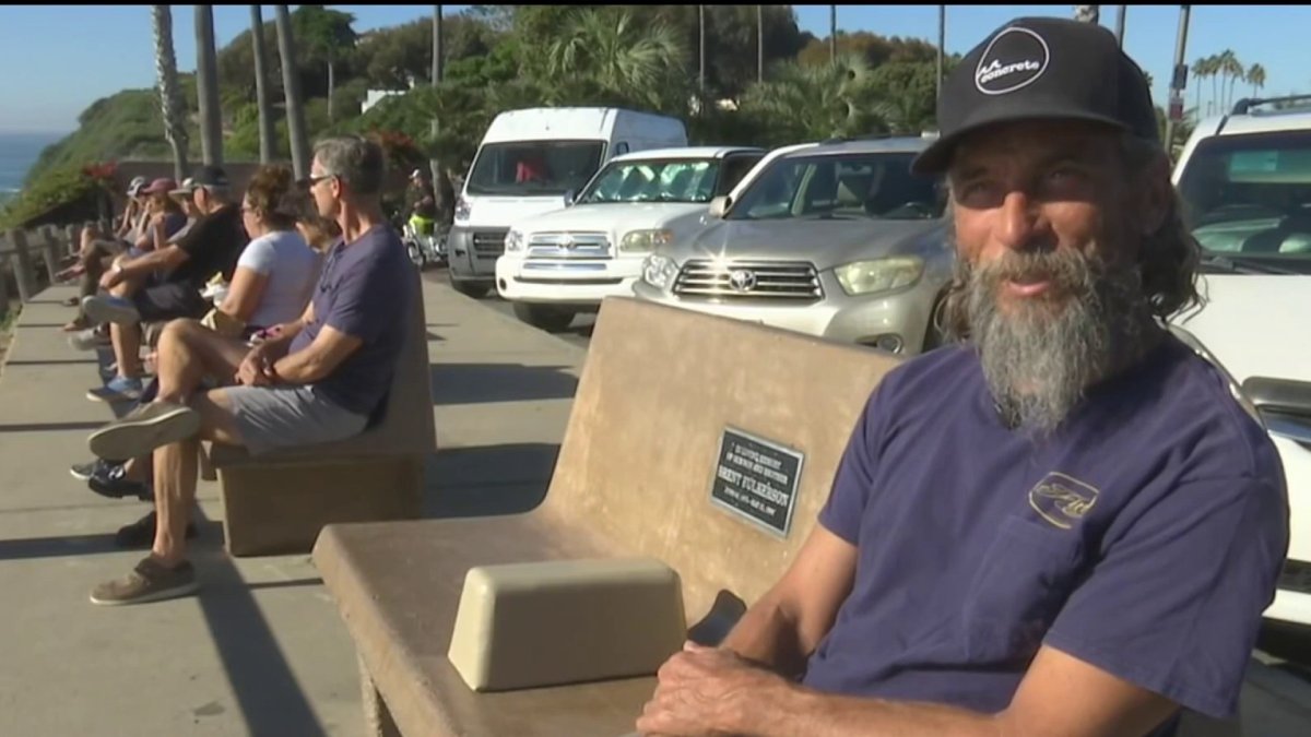 Memorial benches above Swami’s Beach in Encinitas return with ...