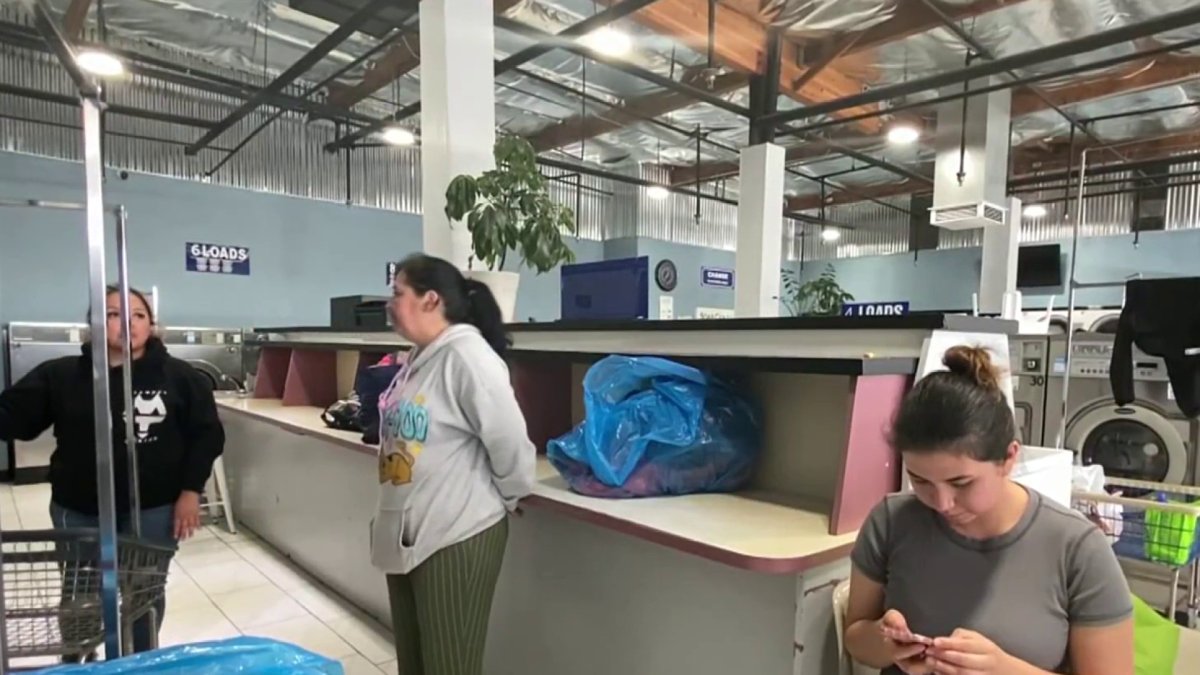 South Bay laundromat gives free laundry service to San Diego flood ...