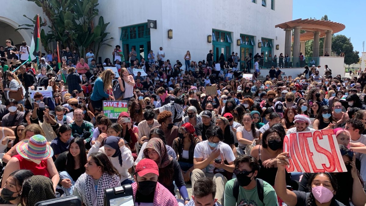 SDSU students walk out to join other US college demonstrations against ...