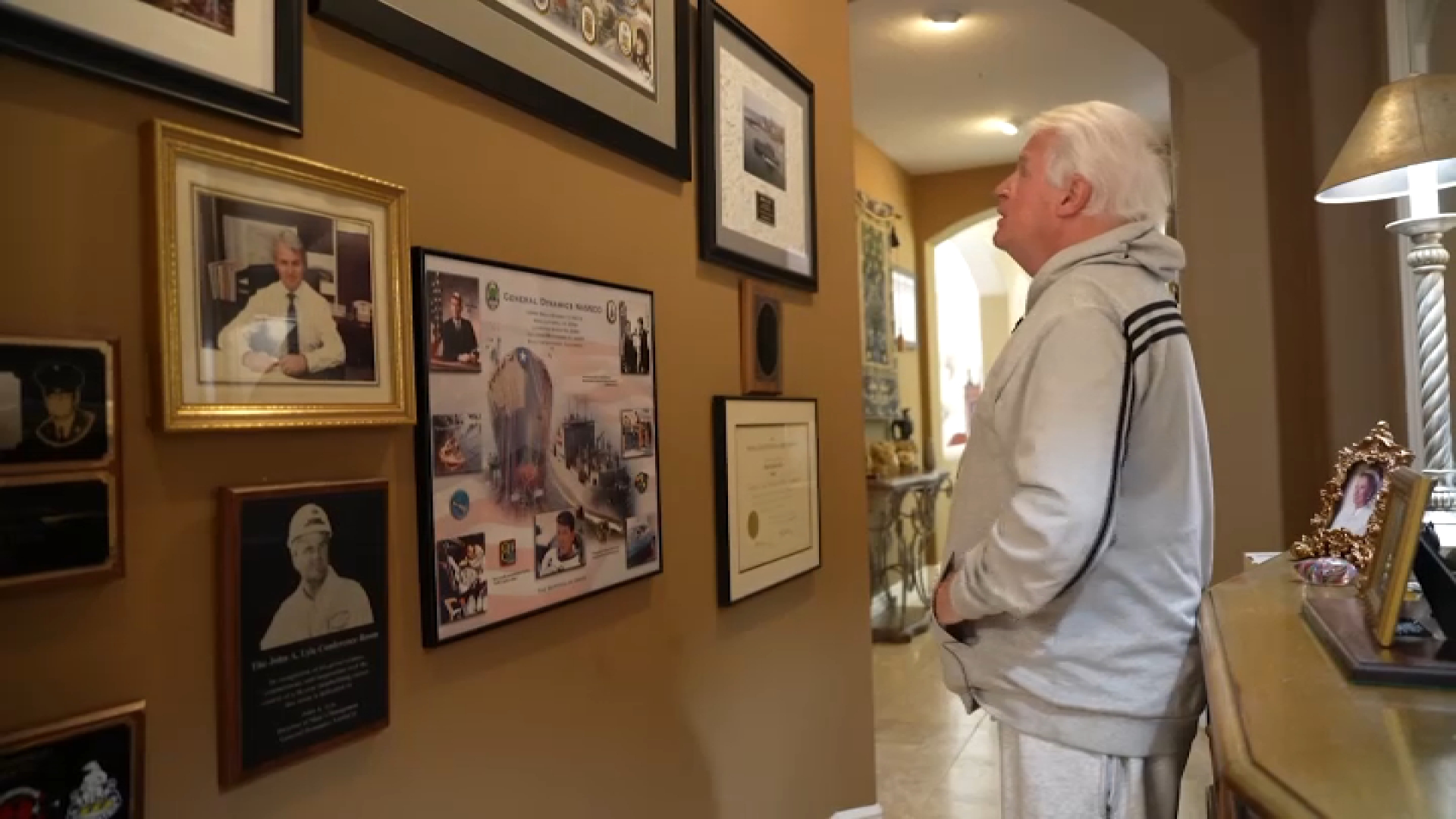 Legislators want banks to stop seniors from getting scammed – NBC 7 San ...