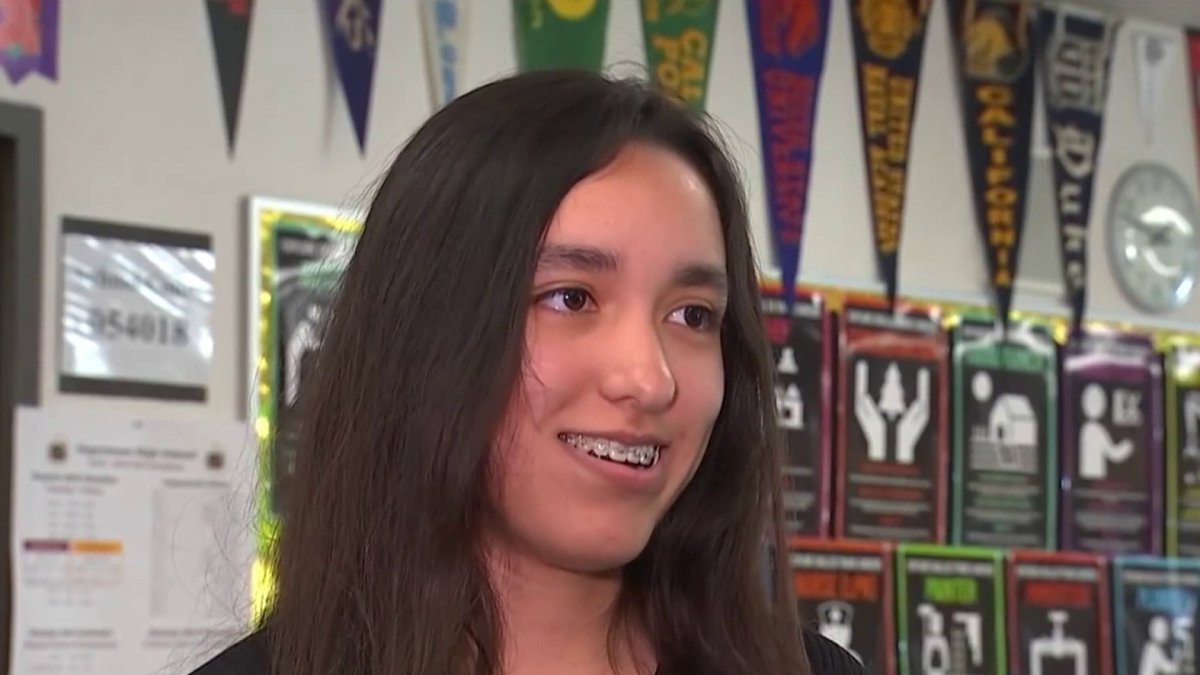 Santa Ana high school student accepted to 15 universities – NBC 7 San Diego