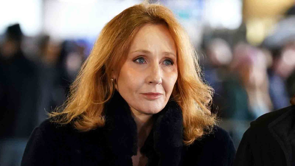 J K Rowling Will Not Be Arrested For Comments About Transgender Women