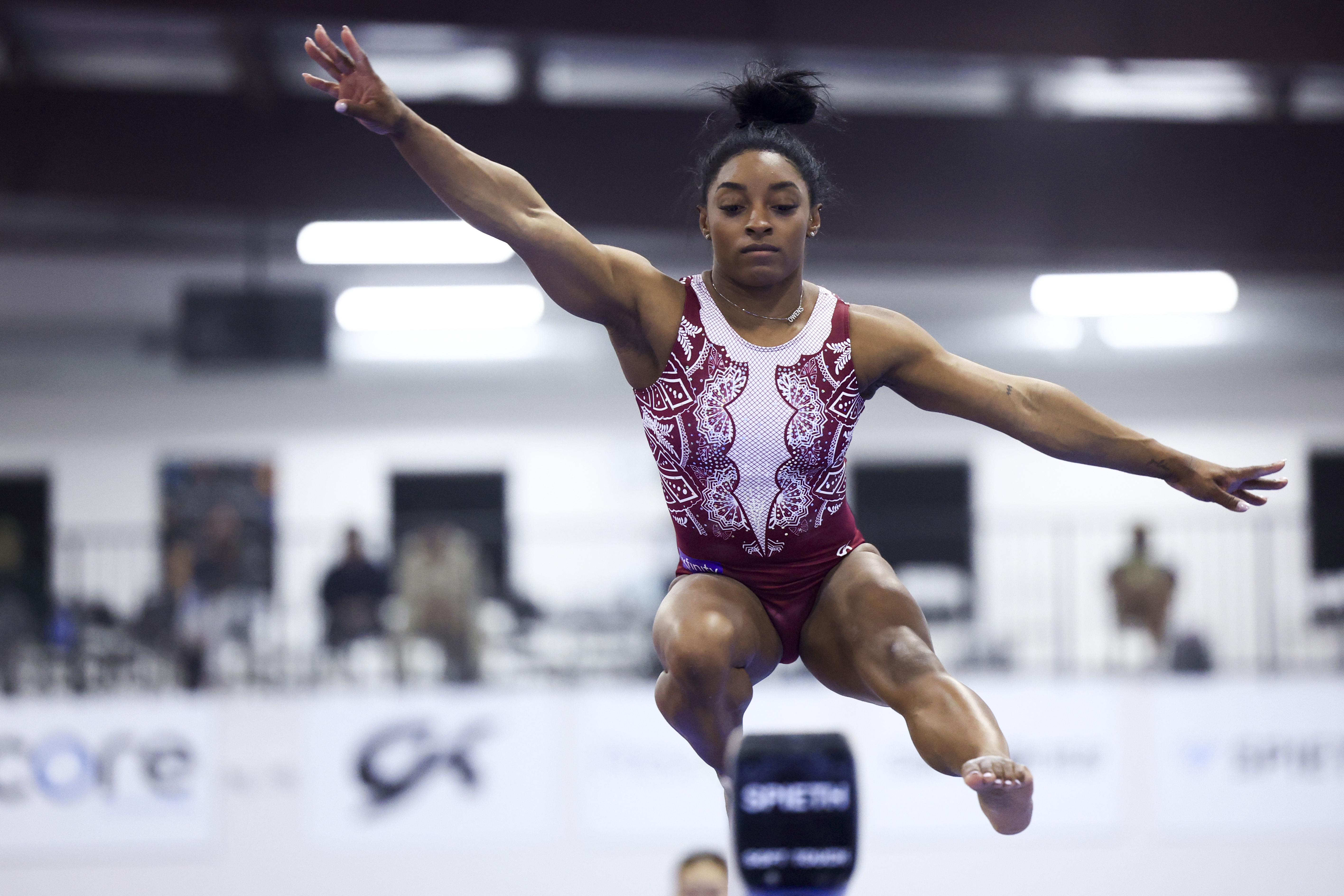 Simone Biles says husband Jonathan Owens’ attendance at her 2024 season ...