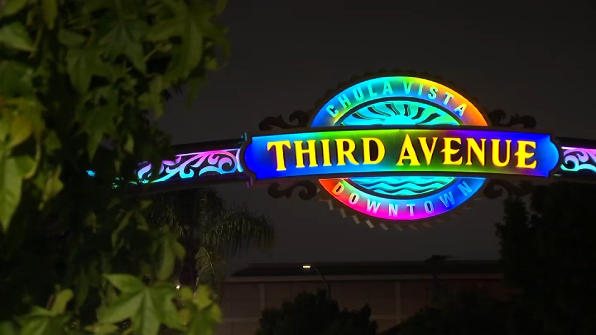 Third Avenue sign in Chula Vista shines bright after LED makeover – NBC ...