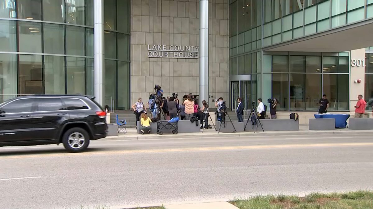 Highland Park parade shooting suspect rejects plea deal in courtroom ...