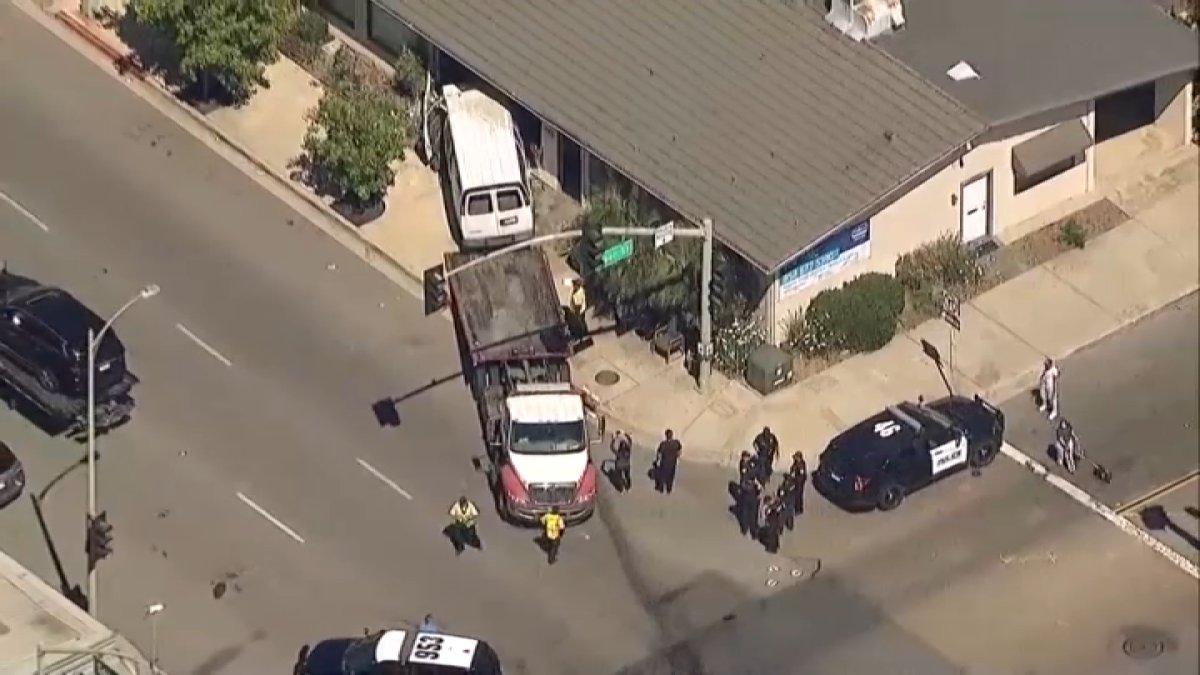 Rescuers in Escondido called out after van slams into building – NBC 7 ...