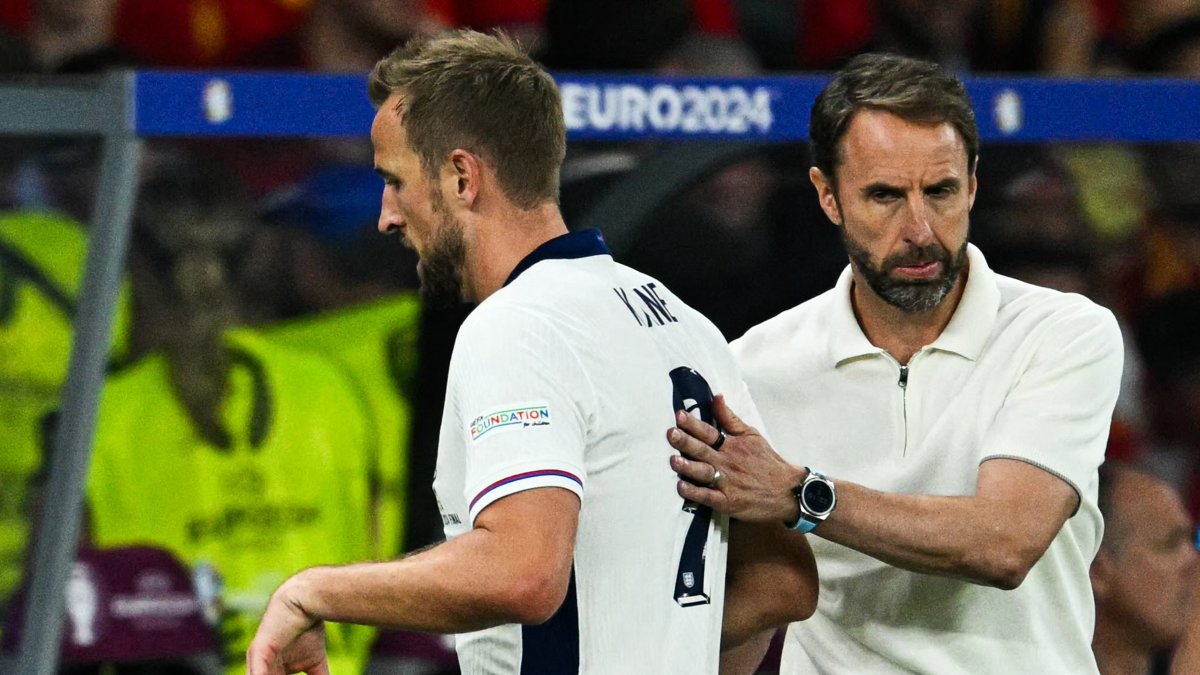 ‘It’s never coming home’: Fans react to Spain-England Euro final – NBC ...