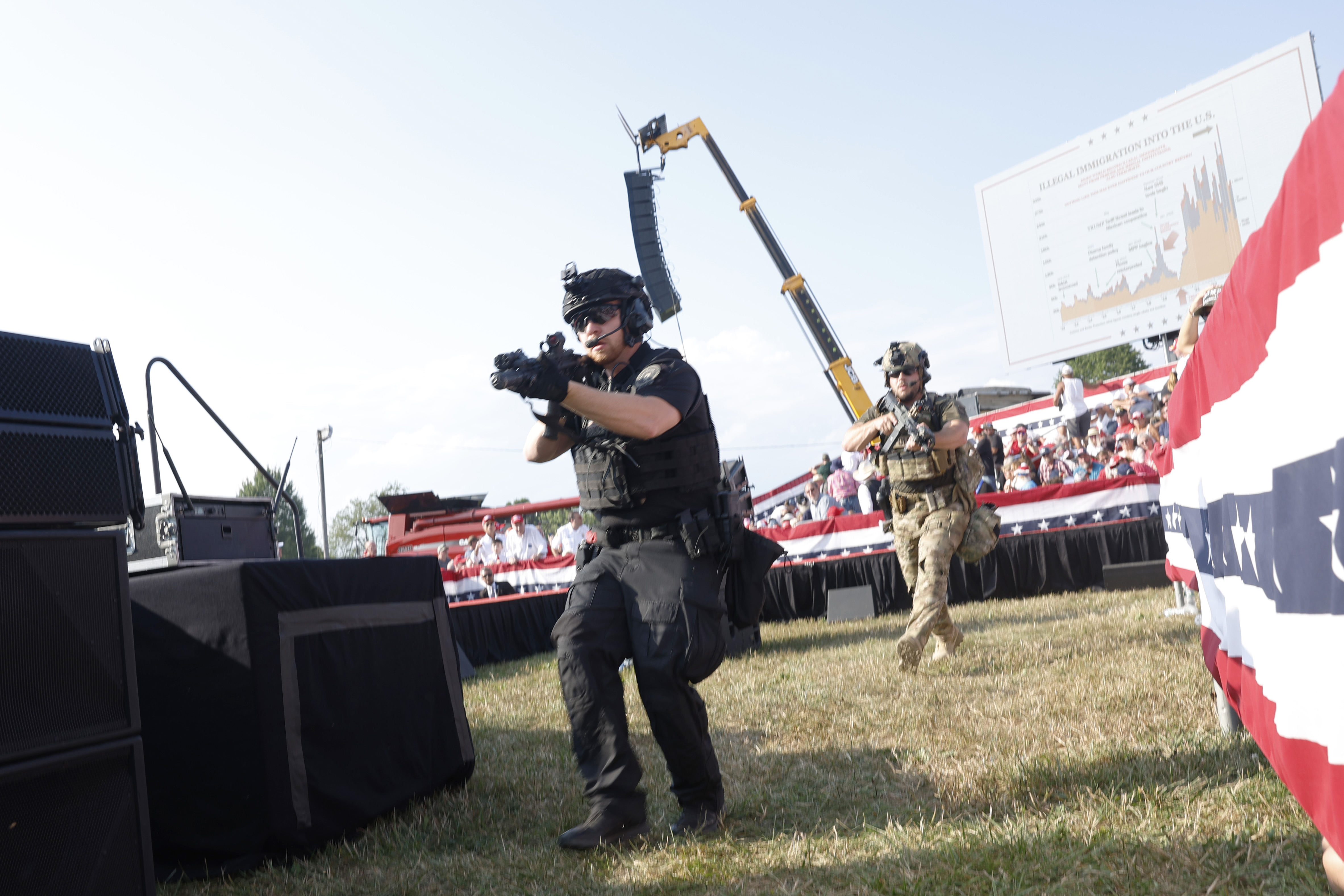 Photos: Former President Donald Trump injured in shooting at rally ...