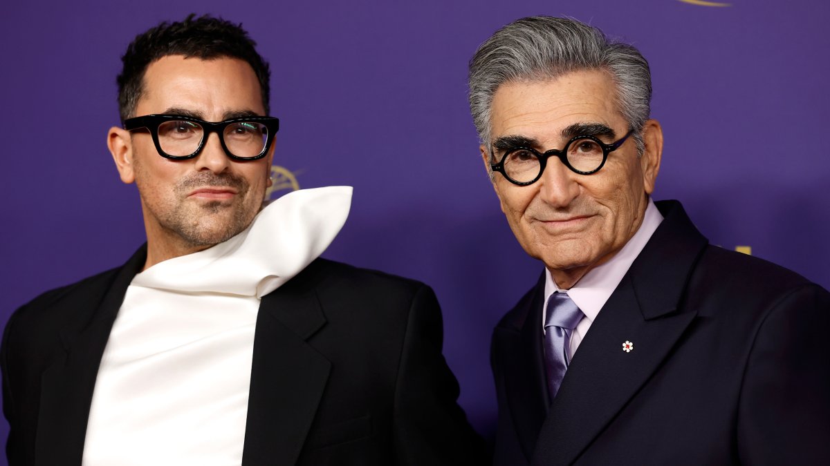Hosts Dan Levy and Eugene Levy are father-son goals at 2024 Emmys – NBC ...