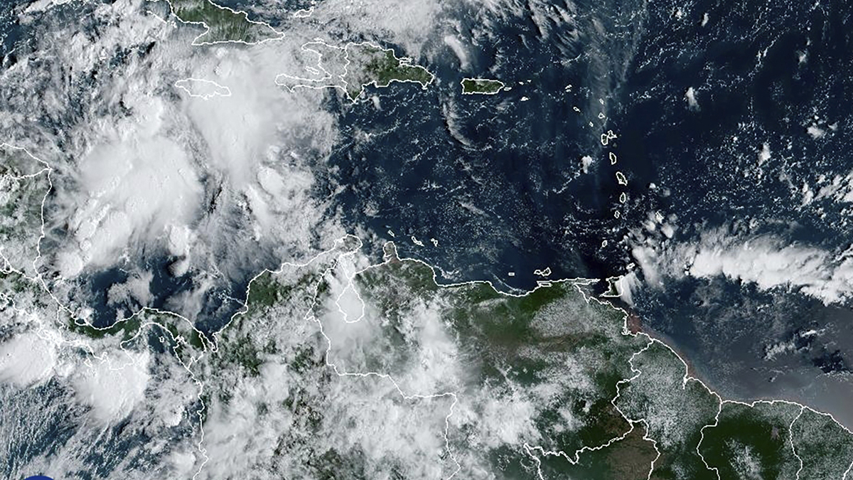 Tropical Storm Helene expected to become a hurricane and move toward US ...