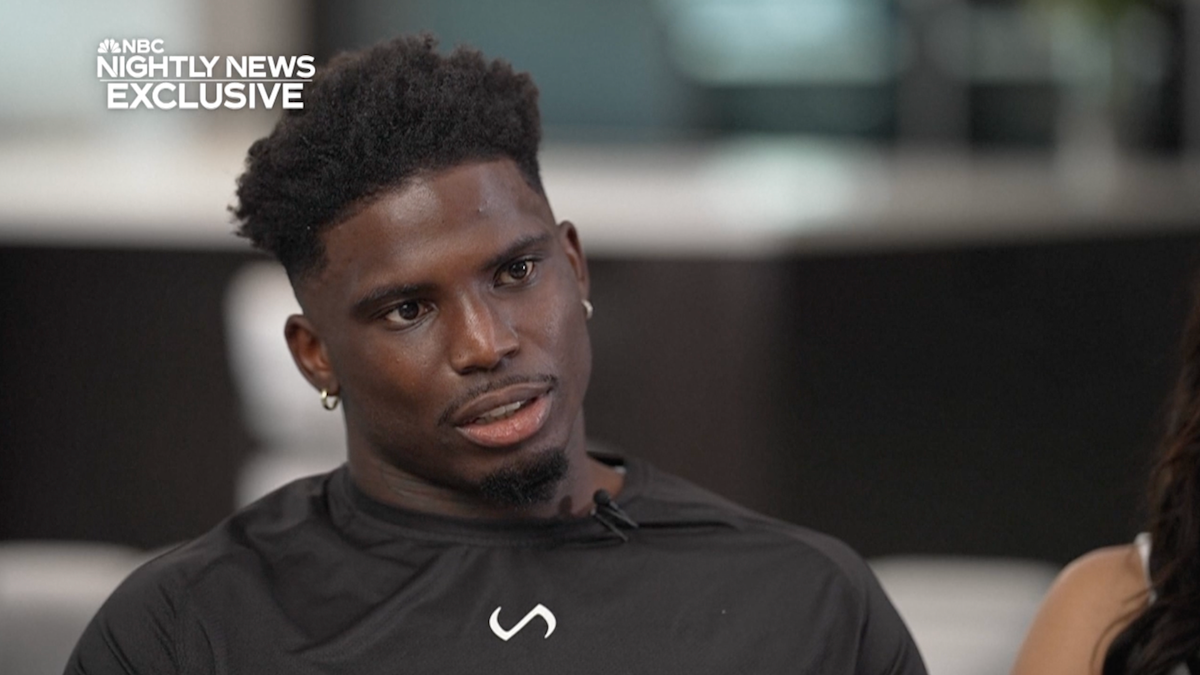 Tyreek Hill details police stop outside stadium before Miami Dolphins ...