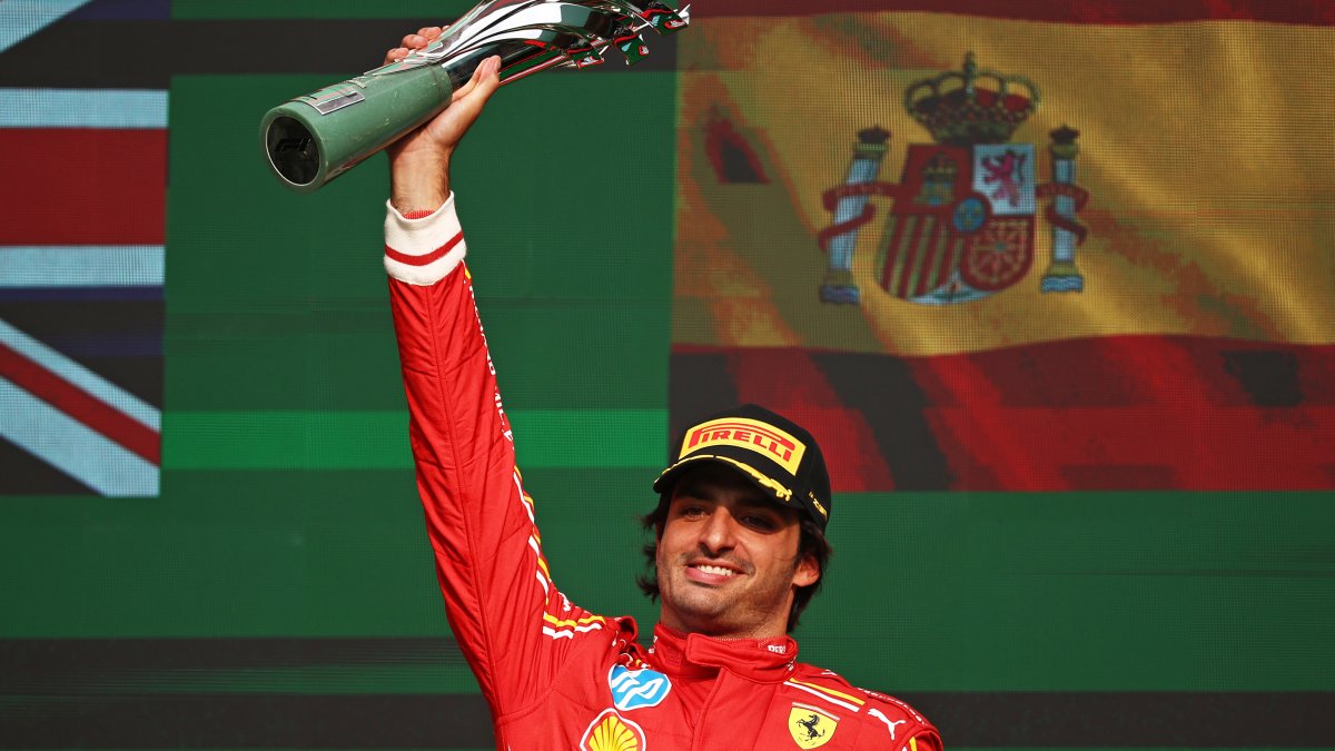 Sainz dominates for Mexico City win as Norris splits the Ferraris – NBC ...